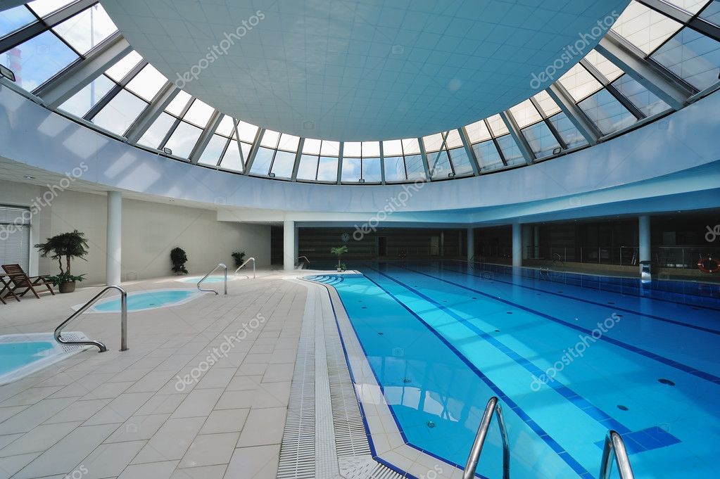 Indoor swimming pool — Stock Photo © katalinks #11088920