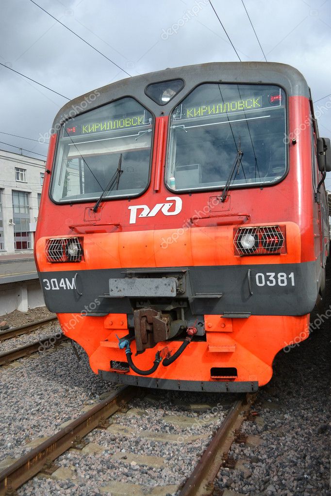 Modern red electric train — Stock Photo © konstsem #12323013