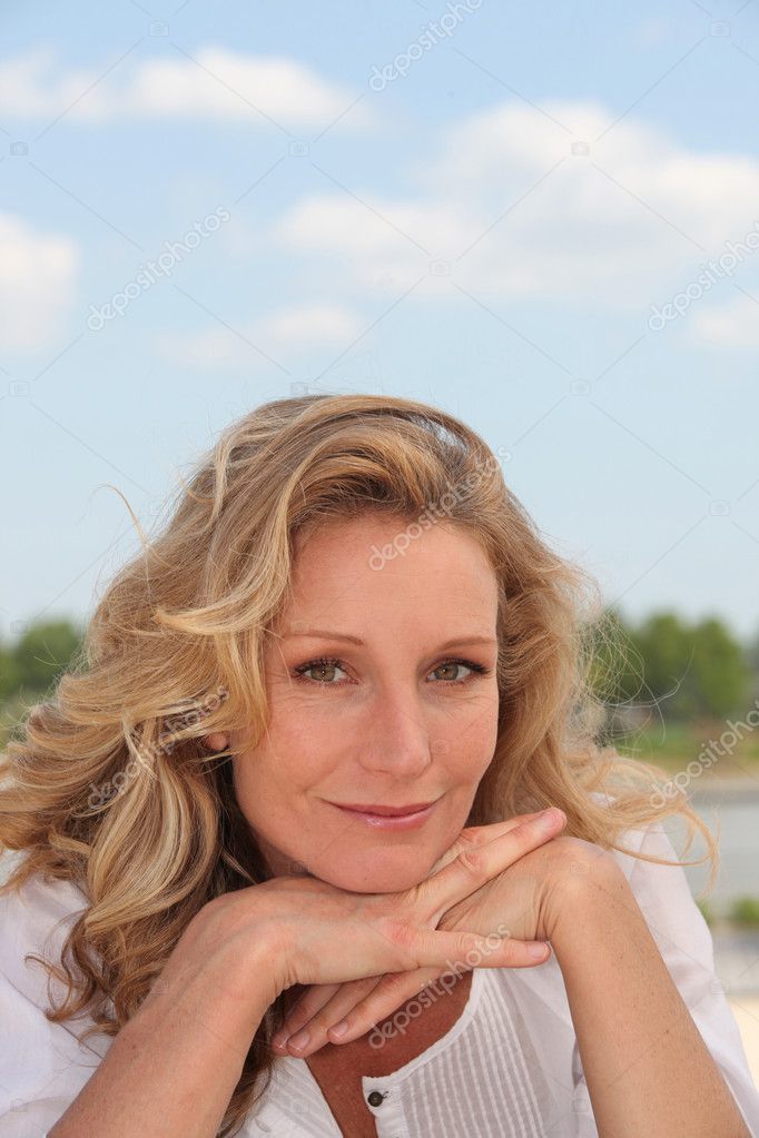 Woman resting on her hands — Stock Photo © photography33 #11066415