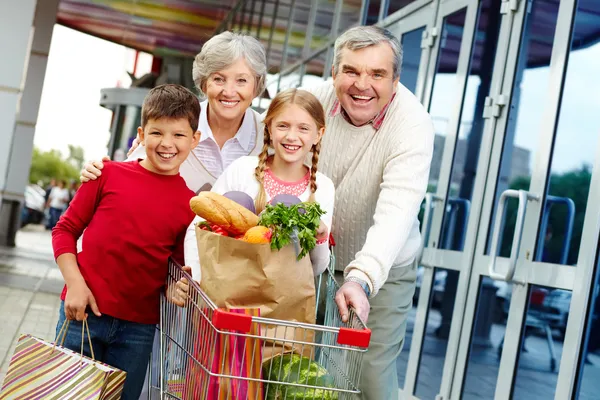 Family of shoppers - Stock Image - Everypixel