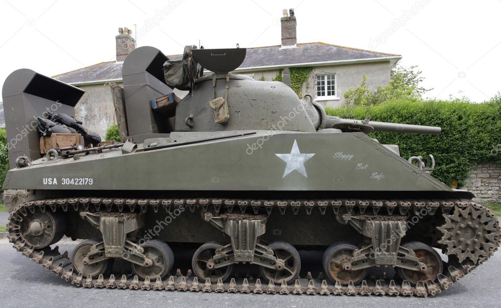 World War 2 Tank – Stock Editorial Photo © olliemt1980 #11382176