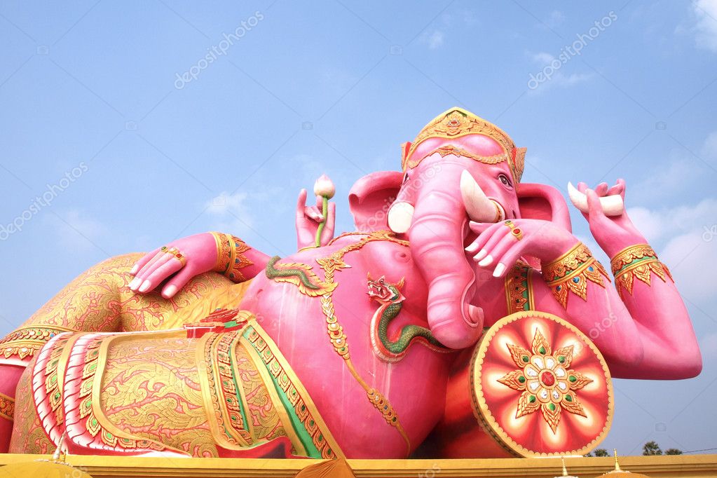 Big pink Ganesha in relaxed pose, From temple in Thailand — Stock Photo ...
