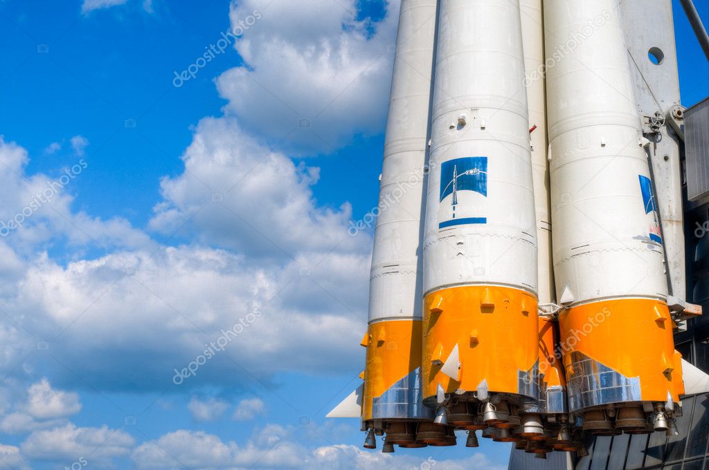 Space rocket engine – Stock Editorial Photo © kyolshin #11440524