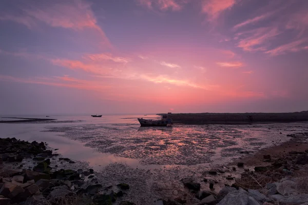 ตกตะกอน Stock Photos, Royalty Free ตกตะกอน Images | Depositphotos