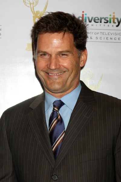 홀 마크 채널 호스트 Stock Photos, Royalty Free 홀 마크 채널 호스트 Images | Depositphotos