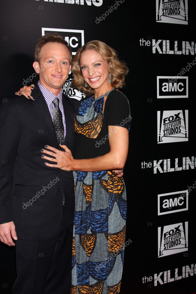 Taylor Schilling James Tupper Dating