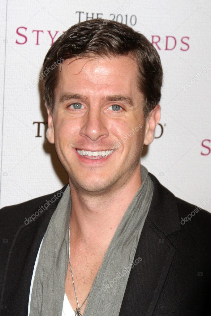 Ragan Fox – Stock Editorial Photo © Jean_Nelson #12491497