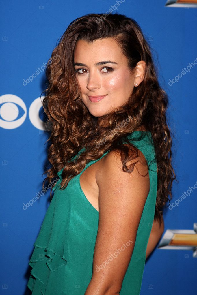 Cote de Pablo – Stock Editorial Photo © Jean_Nelson #12513504
