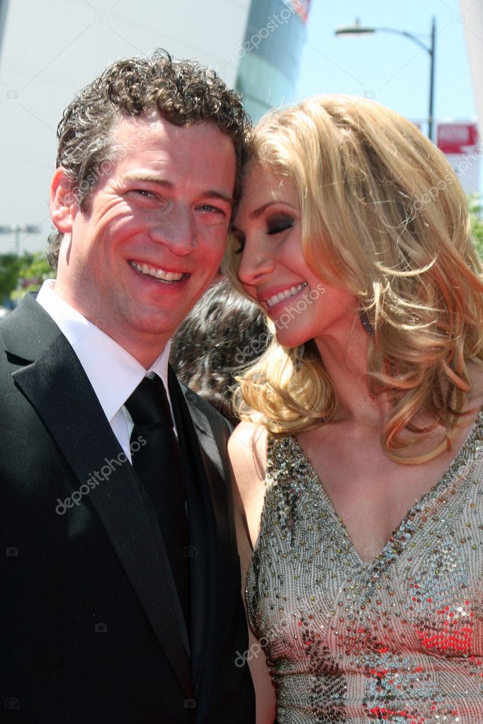 Christopher Soldevilla and Elizabeth Mitchell – Stock Editorial Photo ...