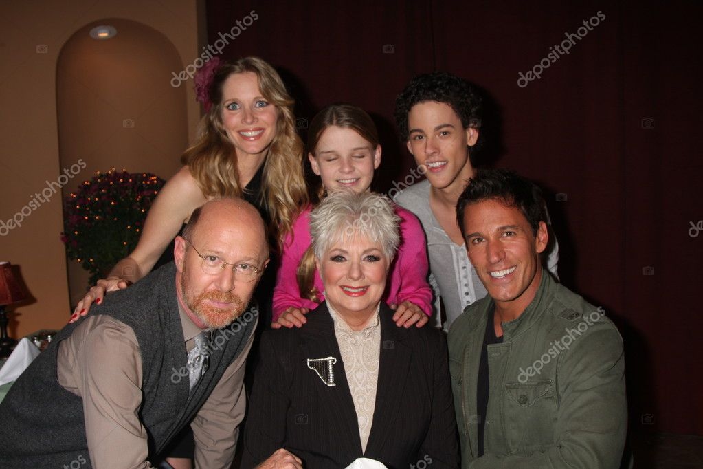 Lauralee Bell, Makaela Johnson, Zach Cumer, Aaron Lustig, Shirley Jones ...
